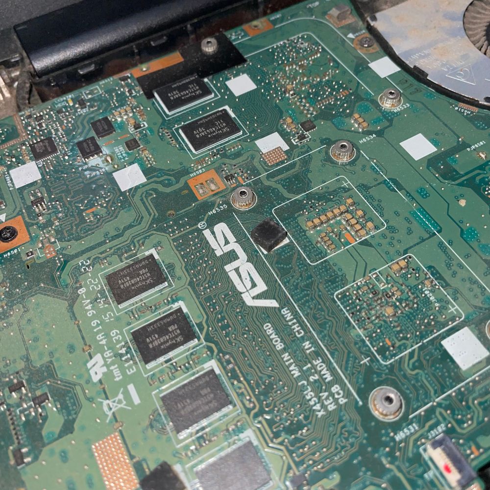 Lev Computer : Service Laptop Makassar Tercepat, Terdekat, dan Termurah